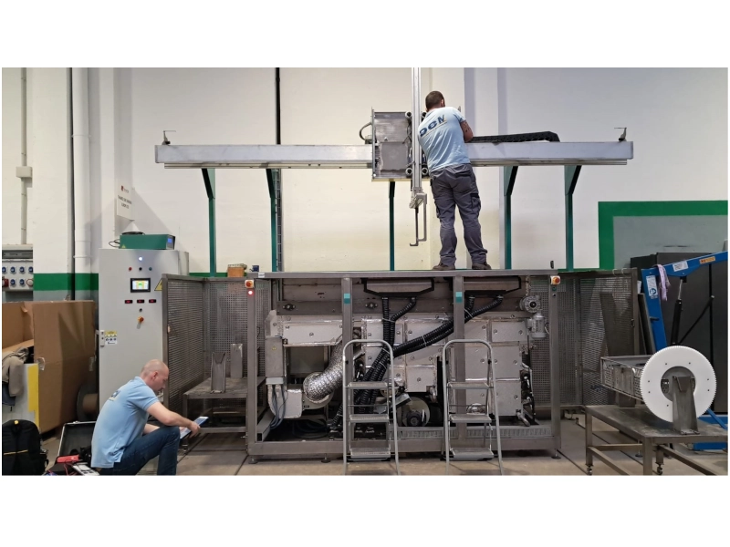 Automatic cleaning machine maintenance